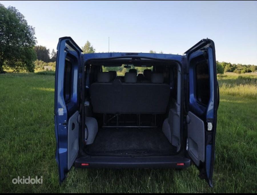 Blue Renault Trafic 2006 in Tartu, with an engine capacity of 2.00 L and mileage of 301 thousand km for 7000 €, photo 7 on AUTOMOTO.COM.LV