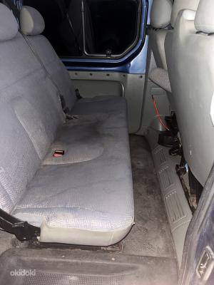 Blue Renault Trafic 2006 in Tartu, with an engine capacity of 2.00 L and mileage of 301 thousand km for 7000 €, photo 15 on AUTOMOTO.COM.LV