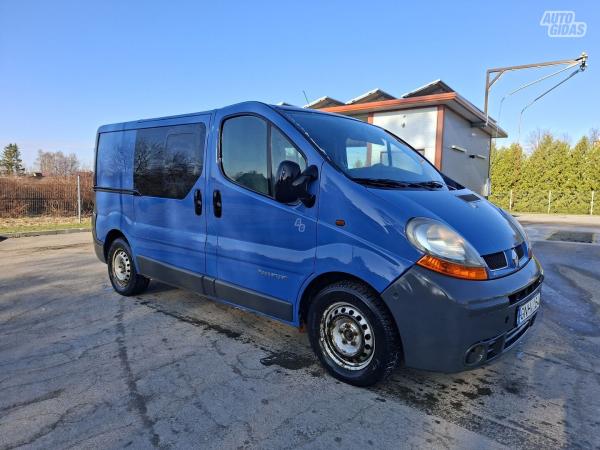 Blue Renault Trafic 2007 in Kretinga, with an engine capacity of 2.50 L and mileage of 371 thousand km for 2450 €, photo 1 on AUTOMOTO.COM.LV