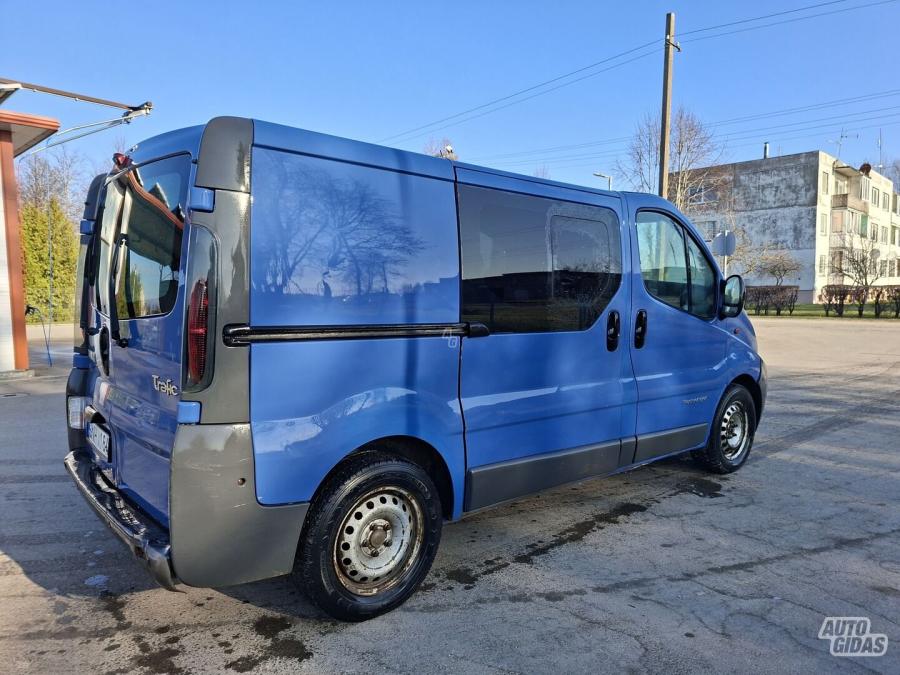 Zils Renault Trafic 2007 Kretinga, ar dzinēja tilpumu 2.50 L un nobraukumu 371 tūkst. km par 2450 €, foto 4 vietnē AUTOMOTO.COM.LV