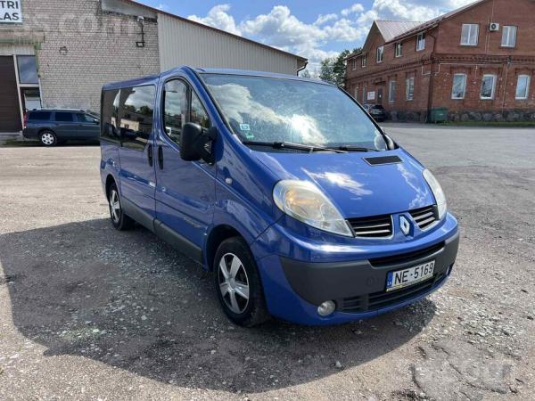Zils Renault Trafic 2007 Rēzekne, ar dzinēja tilpumu 2.00 L un nobraukumu 0 tūkst. km par 5050 €, foto 2 vietnē AUTOMOTO.COM.LV