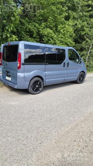 Синий Рено Трафик 2007 в Тукумс, объемом двигателя 2.50 л и пробегом 380 тыс. км за 8700 €, фото 3 на AUTOMOTO.COM.LV