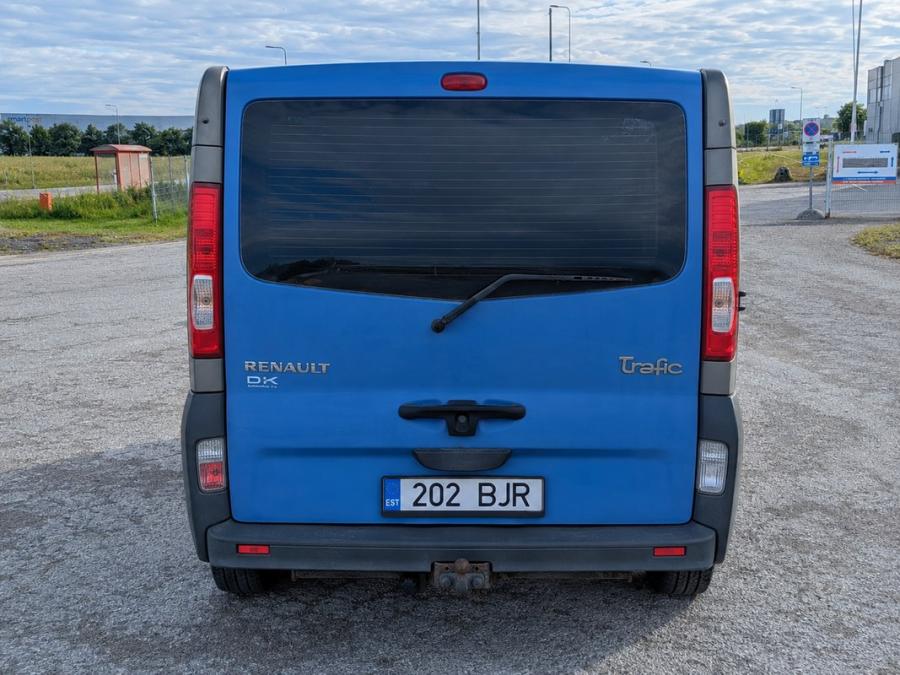 Zils Renault Trafic 2007 Tallina, ar dzinēja tilpumu 0.00 L un nobraukumu 289 tūkst. km par 3290 €, foto 19 vietnē AUTOMOTO.COM.LV