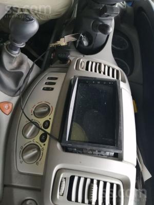 Zils Renault Trafic 2007 Ogre, ar dzinēja tilpumu 2.50 L un nobraukumu 397 tūkst. km par 6000 €, foto 4 vietnē AUTOMOTO.COM.LV