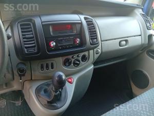 Zils Renault Trafic 2007 Tukums, ar dzinēja tilpumu 2.00 L un nobraukumu 330 tūkst. km par 4390 €, foto 8 vietnē AUTOMOTO.COM.LV