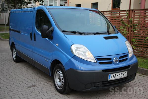 Zils Renault Trafic 2008 Rīga, ar dzinēja tilpumu 2.00 L un nobraukumu 345 tūkst. km par 4150 €, foto 5 vietnē AUTOMOTO.COM.LV