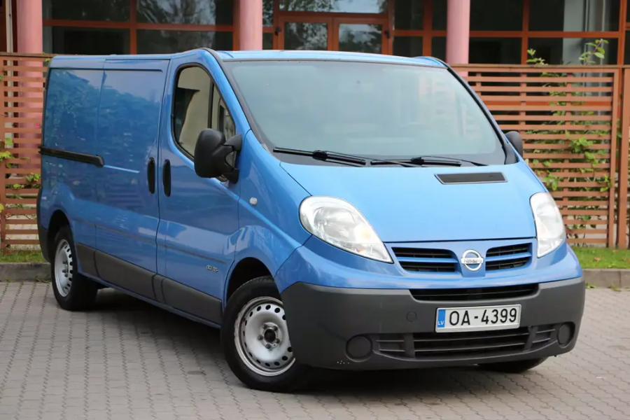 Zils Renault Trafic 2008 Mārupe, ar dzinēja tilpumu 2.00 L un nobraukumu 345 tūkst. km par 4150 €, foto 1 vietnē AUTOMOTO.COM.LV