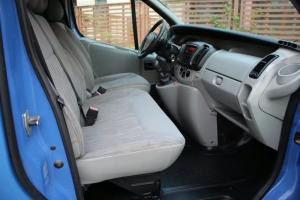 Zils Renault Trafic 2008 Mārupe, ar dzinēja tilpumu 2.00 L un nobraukumu 345 tūkst. km par 4150 €, foto 13 vietnē AUTOMOTO.COM.LV