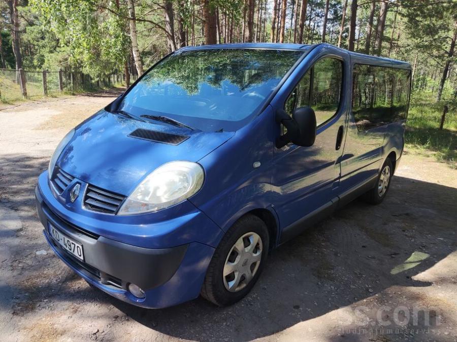 Blue Renault Trafic 2008 in Riga, with an engine capacity of 2.00 L and mileage of 395 thousand km for 5300 €, photo 7 on AUTOMOTO.COM.LV