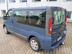 Blue Renault Trafic 2009 in Balvi, with an engine capacity of 2.00 L and mileage of 210 thousand km for 7350 €, photo 8 on AUTOMOTO.COM.LV