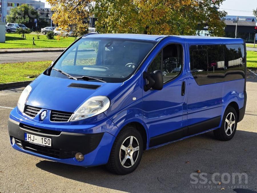 Blue Renault Trafic 2009 in Riga, with an engine capacity of 2.00 L and mileage of 363 thousand km for 5500 €, photo 5 on AUTOMOTO.COM.LV