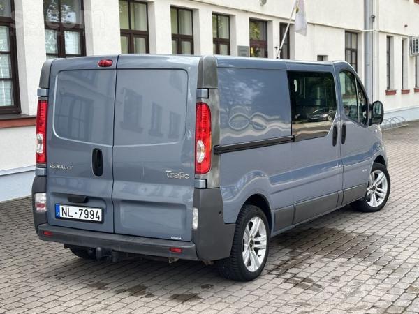 Zils Renault Trafic 2012 Jelgava, ar dzinēja tilpumu 2.00 L un nobraukumu 280 tūkst. km par 5290 €, foto 4 vietnē AUTOMOTO.COM.LV