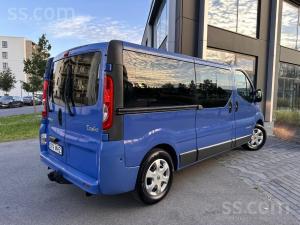 Zils Renault Trafic 2012 Tallina, ar dzinēja tilpumu 2.00 L un nobraukumu 340 tūkst. km par 7990 €, foto 12 vietnē AUTOMOTO.COM.LV