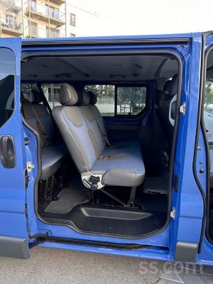 Zils Renault Trafic 2012 Tallina, ar dzinēja tilpumu 2.00 L un nobraukumu 340 tūkst. km par 7990 €, foto 21 vietnē AUTOMOTO.COM.LV