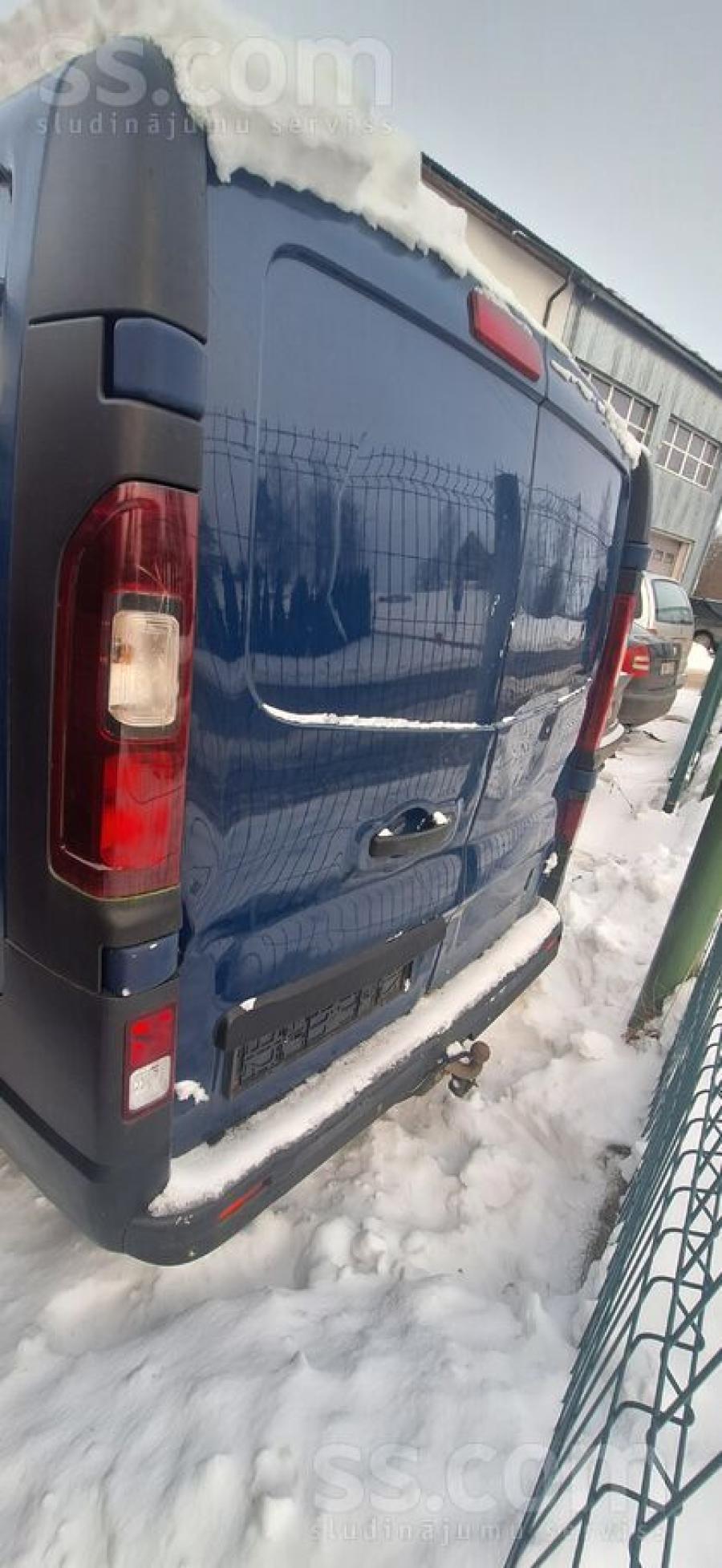 Zils Renault Trafic 2014 Rīga, ar dzinēja tilpumu 1.60 L un nobraukumu 283 tūkst. km par 5750 €, foto 7 vietnē AUTOMOTO.COM.LV