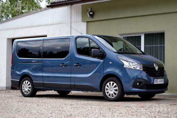 Zils Renault Trafic 2019 Tukums, ar dzinēja tilpumu 1.60 L un nobraukumu 135 tūkst. km par 17990 €, foto 6 vietnē AUTOMOTO.COM.LV