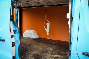 Blue Renault Trafic 2020 in Tukums, with an engine capacity of 2.00 L and mileage of 252 thousand km for 10790 €, photo 11 on AUTOMOTO.COM.LV