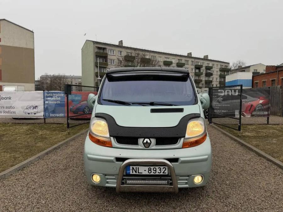 Zils Renault Trafic 2005 Ventspils, ar dzinēja tilpumu 1.90 L un nobraukumu 375 tūkst. km par 6290 €, foto 3 vietnē AUTOMOTO.COM.LV