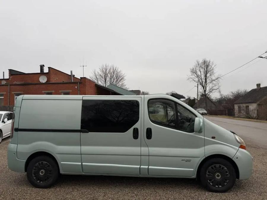 Zils Renault Trafic 2005 Ventspils, ar dzinēja tilpumu 1.90 L un nobraukumu 375 tūkst. km par 6290 €, foto 8 vietnē AUTOMOTO.COM.LV
