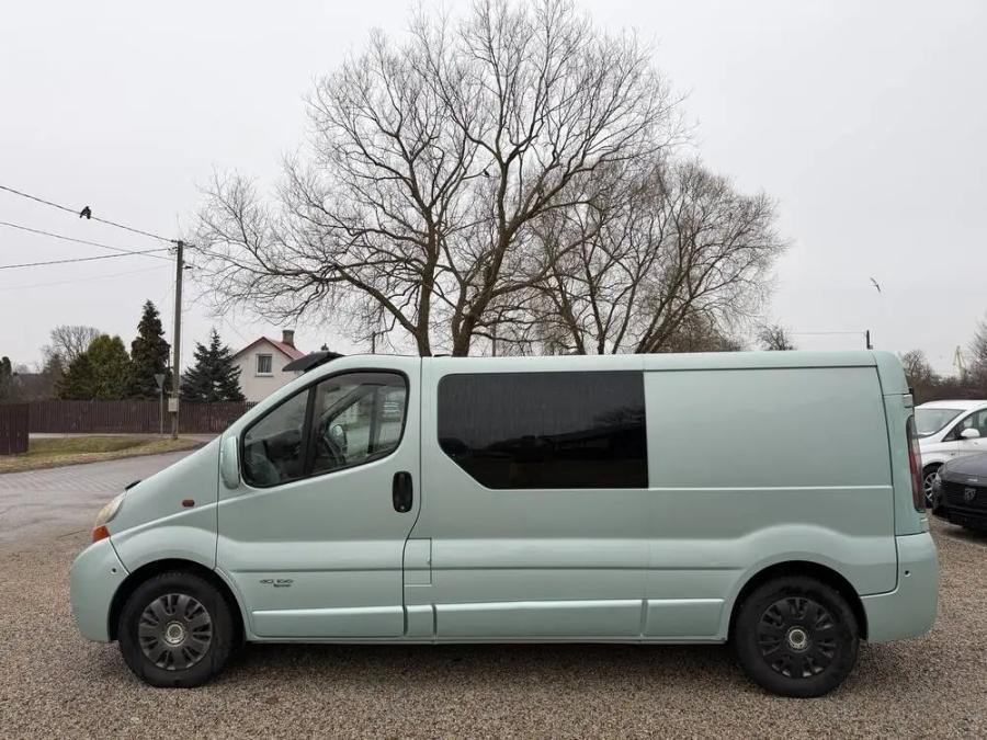 Zils Renault Trafic 2005 Ventspils, ar dzinēja tilpumu 1.90 L un nobraukumu 375 tūkst. km par 6290 €, foto 9 vietnē AUTOMOTO.COM.LV