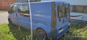 Blue Renault Trafic 2005 in Riga, with an engine capacity of 2.50 L and mileage of 301 thousand km for 4200 €, photo 4 on AUTOMOTO.COM.LV