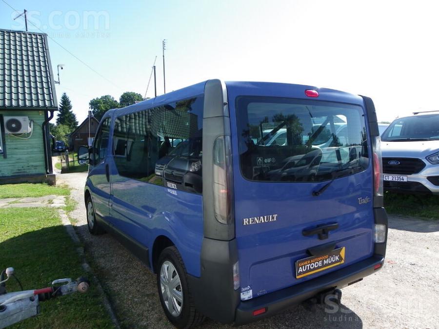 Zils Renault Trafic 2005 Valka, ar dzinēja tilpumu 1.90 L un nobraukumu 212 tūkst. km par 5700 €, foto 9 vietnē AUTOMOTO.COM.LV