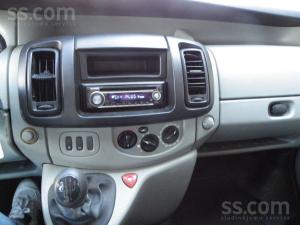 Zils Renault Trafic 2005 Valka, ar dzinēja tilpumu 1.90 L un nobraukumu 212 tūkst. km par 5700 €, foto 12 vietnē AUTOMOTO.COM.LV