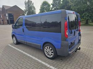 Zils Renault Trafic 2006 Viļņa, ar dzinēja tilpumu 2.00 L un nobraukumu 255 tūkst. km par 5650 €, foto 4 vietnē AUTOMOTO.COM.LV