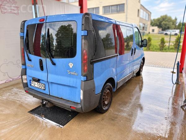 Blue Renault Trafic 2006 in Talsi, with an engine capacity of 1.90 L and mileage of 434 thousand km for 3650 €, photo 3 on AUTOMOTO.COM.LV