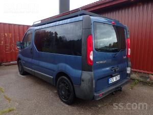 Blue Renault Trafic 2008 in Liepaja, with an engine capacity of 2.00 L and mileage of 236 thousand km for 6550 €, photo 3 on AUTOMOTO.COM.LV