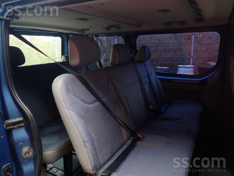 Blue Renault Trafic 2008 in Liepaja, with an engine capacity of 2.00 L and mileage of 236 thousand km for 6550 €, photo 4 on AUTOMOTO.COM.LV