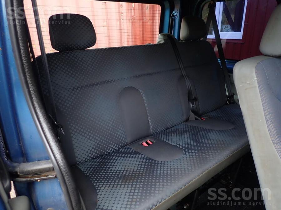Blue Renault Trafic 2008 in Liepaja, with an engine capacity of 2.00 L and mileage of 236 thousand km for 6550 €, photo 5 on AUTOMOTO.COM.LV