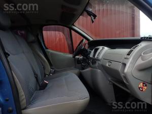 Blue Renault Trafic 2008 in Liepaja, with an engine capacity of 2.00 L and mileage of 236 thousand km for 6550 €, photo 6 on AUTOMOTO.COM.LV