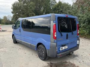 Blue Renault Trafic 2008 in Riga, with an engine capacity of 2.00 L and mileage of 292 thousand km for 5998 €, photo 4 on AUTOMOTO.COM.LV