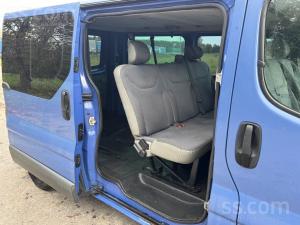 Blue Renault Trafic 2008 in Riga, with an engine capacity of 2.00 L and mileage of 292 thousand km for 5998 €, photo 11 on AUTOMOTO.COM.LV