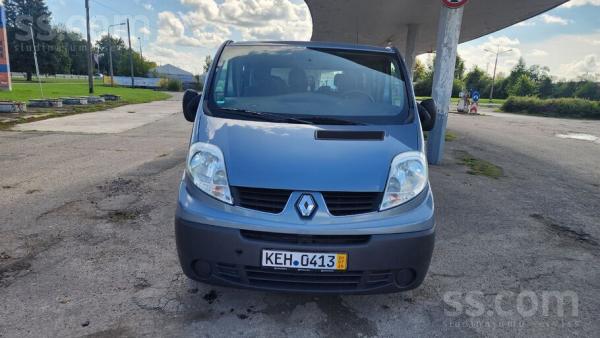 Zils Renault Trafic 2011 Ogre, ar dzinēja tilpumu 2.00 L un nobraukumu 302 tūkst. km par 7750 €, foto 4 vietnē AUTOMOTO.COM.LV