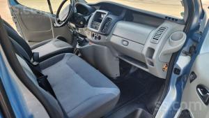 Blue Renault Trafic 2011 in Ogre, with an engine capacity of 2.00 L and mileage of 302 thousand km for 7750 €, photo 10 on AUTOMOTO.COM.LV