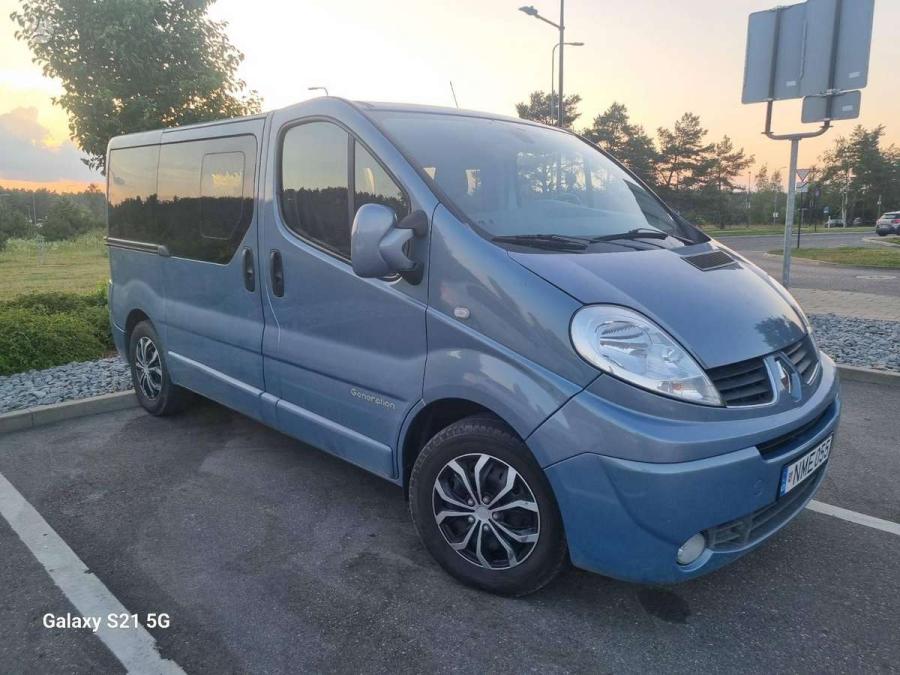 Zils Renault Trafic 2014 Viļņa, ar dzinēja tilpumu 2.00 L un nobraukumu 243 tūkst. km par 9900 €, foto 7 vietnē AUTOMOTO.COM.LV