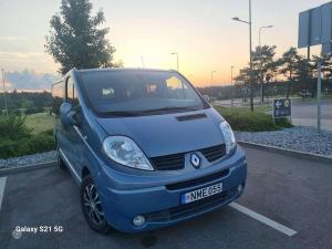 Zils Renault Trafic 2014 Viļņa, ar dzinēja tilpumu 2.00 L un nobraukumu 243 tūkst. km par 9900 €, foto 8 vietnē AUTOMOTO.COM.LV
