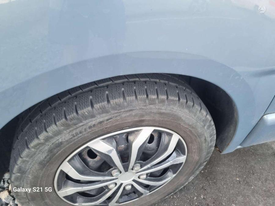 Zils Renault Trafic 2014 Viļņa, ar dzinēja tilpumu 2.00 L un nobraukumu 243 tūkst. km par 9900 €, foto 14 vietnē AUTOMOTO.COM.LV