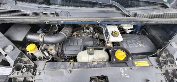 Zils Renault Trafic 2014 Viļņa, ar dzinēja tilpumu 1.60 L un nobraukumu 251 tūkst. km par 8800 €, foto 11 vietnē AUTOMOTO.COM.LV