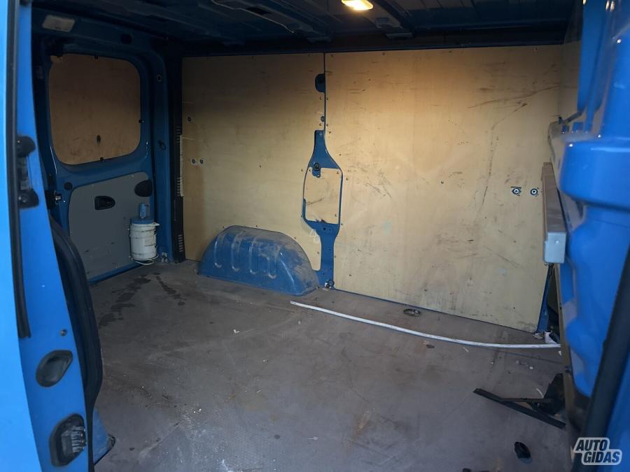Zils Renault Trafic 2019 Pakruojis, ar dzinēja tilpumu 1.60 L un nobraukumu 149 tūkst. km par 3350 €, foto 8 vietnē AUTOMOTO.COM.LV