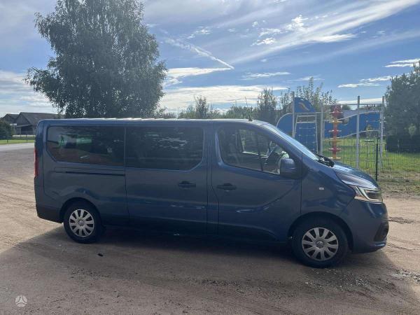 Zils Renault Trafic 2020 Alīta, ar dzinēja tilpumu 2.00 L un nobraukumu 75 tūkst. km par 25000 €, foto 4 vietnē AUTOMOTO.COM.LV