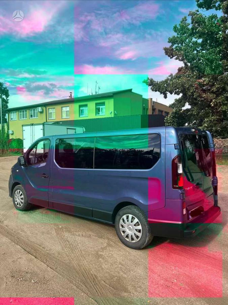 Zils Renault Trafic 2020 Alīta, ar dzinēja tilpumu 2.00 L un nobraukumu 75 tūkst. km par 25000 €, foto 7 vietnē AUTOMOTO.COM.LV