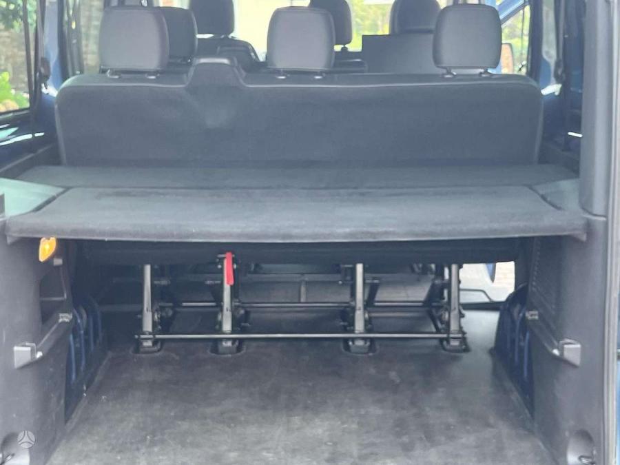 Zils Renault Trafic 2020 Alīta, ar dzinēja tilpumu 2.00 L un nobraukumu 75 tūkst. km par 25000 €, foto 18 vietnē AUTOMOTO.COM.LV