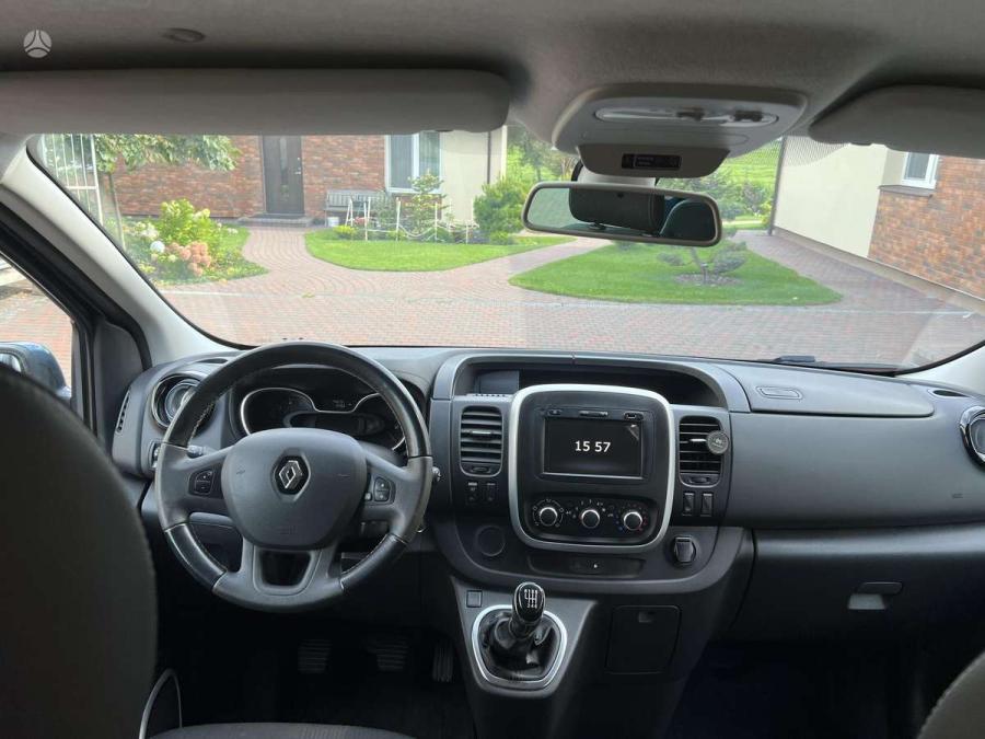 Zils Renault Trafic 2020 Alīta, ar dzinēja tilpumu 2.00 L un nobraukumu 75 tūkst. km par 25000 €, foto 20 vietnē AUTOMOTO.COM.LV