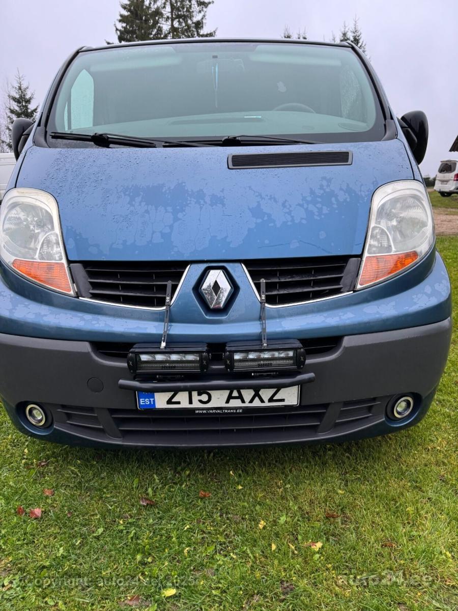 Blue Renault Trafic 2006 in Tallinn, with an engine capacity of 2.00 L and mileage of 0 thousand km for 4400 €, photo 1 on AUTOMOTO.COM.LV