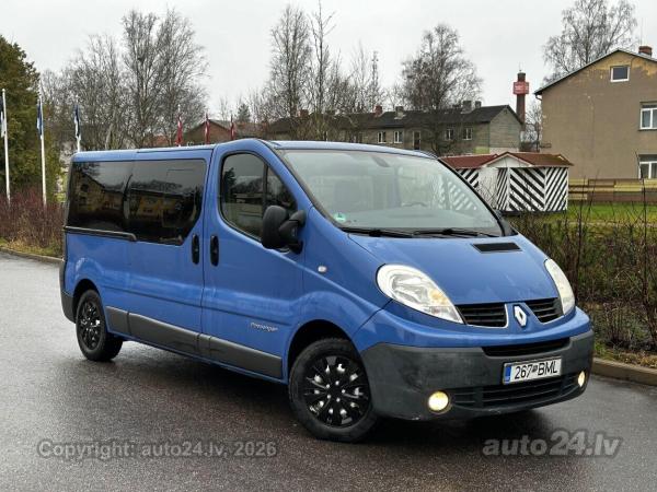 Blue Renault Trafic 2007 in Valga, with an engine capacity of 2.50 L and mileage of 274 thousand km for 4990 €, photo 2 on AUTOMOTO.COM.LV