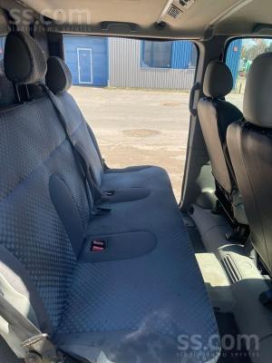 Blue Renault Trafic 2008 in Jurmala, with an engine capacity of 2.50 L and mileage of 437 thousand km for 3700 €, photo 6 on AUTOMOTO.COM.LV