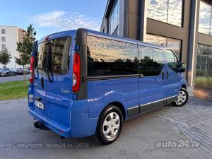 Zils Renault Trafic 2012 Tallina, ar dzinēja tilpumu 2.00 L un nobraukumu 340 tūkst. km par 8750 €, foto 12 vietnē AUTOMOTO.COM.LV